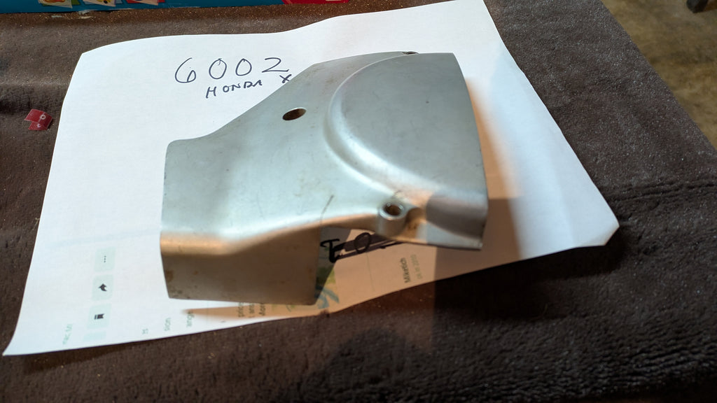 Honda XR 500 sprocket cover sku 6002 – ClassicJapaneseMotorcycles