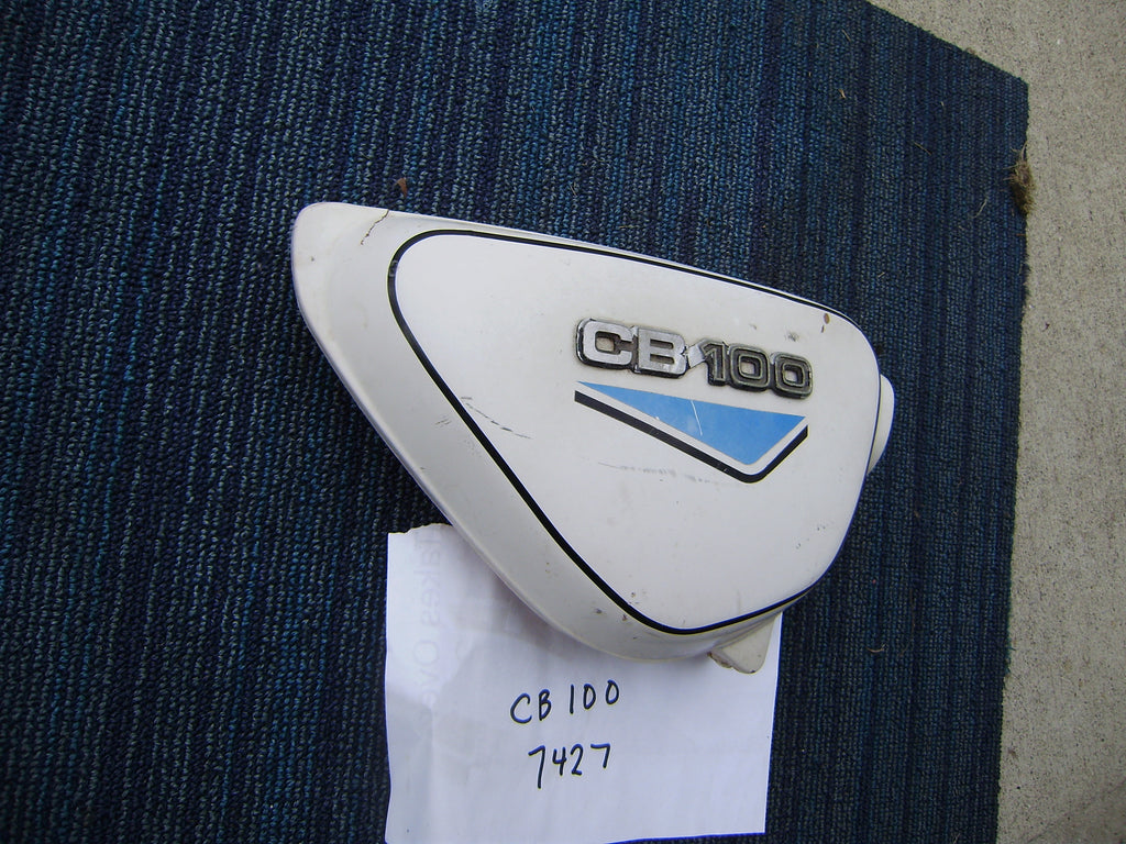 Honda CB100 right sidecover sku 7427 – ClassicJapaneseMotorcycles