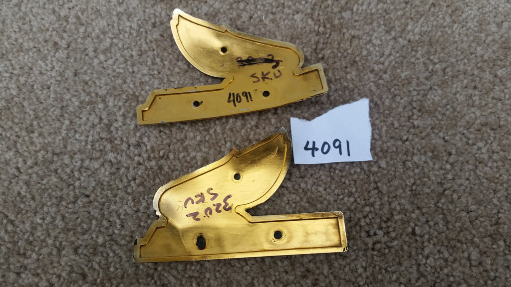 Honda CB650 left Gas Tank Badge Pair 4091 – ClassicJapaneseMotorcycles