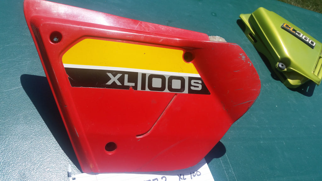 Honda XL100S sidecover left red sku 5772 – ClassicJapaneseMotorcycles