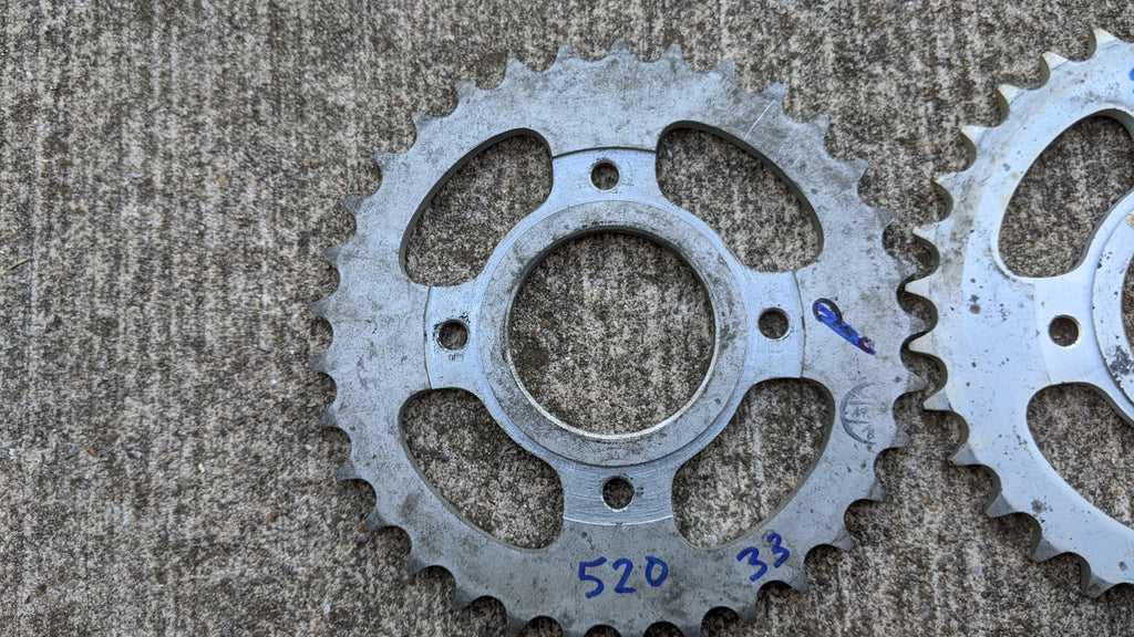 Motorcycle Rear Sprockets, 2 Identical 33T 520 Chain 4 Bolt Pattern sk ...