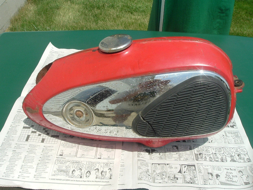 Honda Super 90 S90 Gas Tank 1227 – ClassicJapaneseMotorcycles